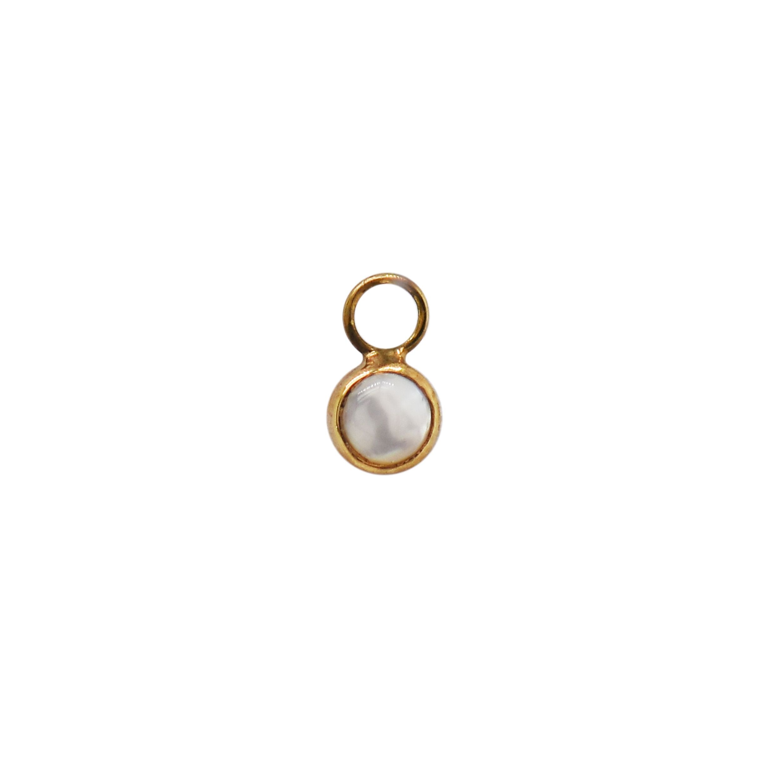Pearl Gold Bezel Charm – Ember Body Piercing